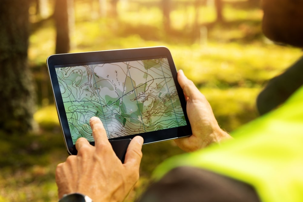 5 Uses of Surveying Software to Streamline Your Workflow